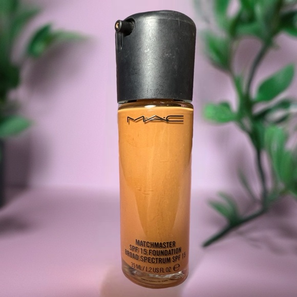 MAC Cosmetics | Makeup | Mac Cosmetics Tan Foundation Liquid Matte ...